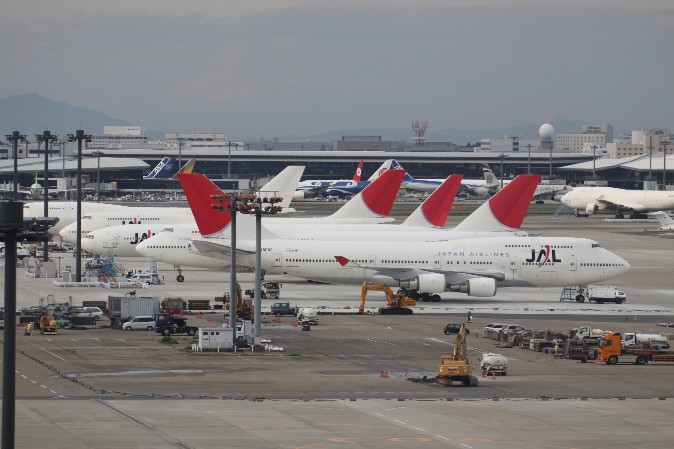JAL_Japan_Airlines_Line_Up_(7570657022) – Destination Japan